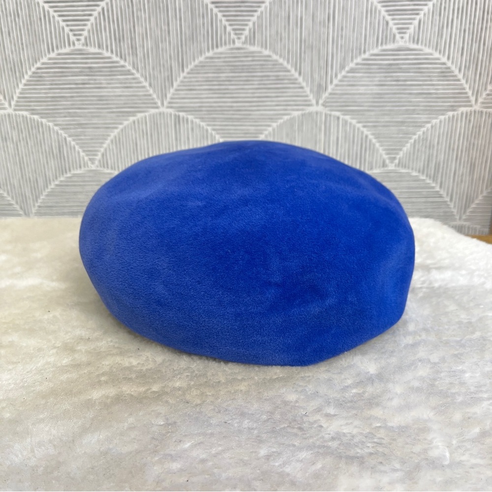 *Vintage* Borsalino Blue Velvet Bubble Hat - Gem